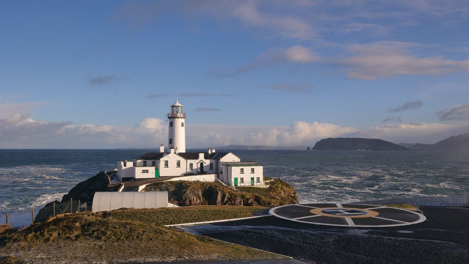 Fanad Head Lighthouse Donegal: History, Stay & Useful Info
