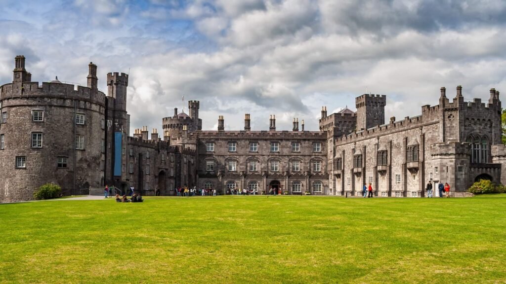 Kilkenny Castle Guide Opening Hours Fees Parking More Kilkenny Castle Guide Opening Hours Fees Parking More