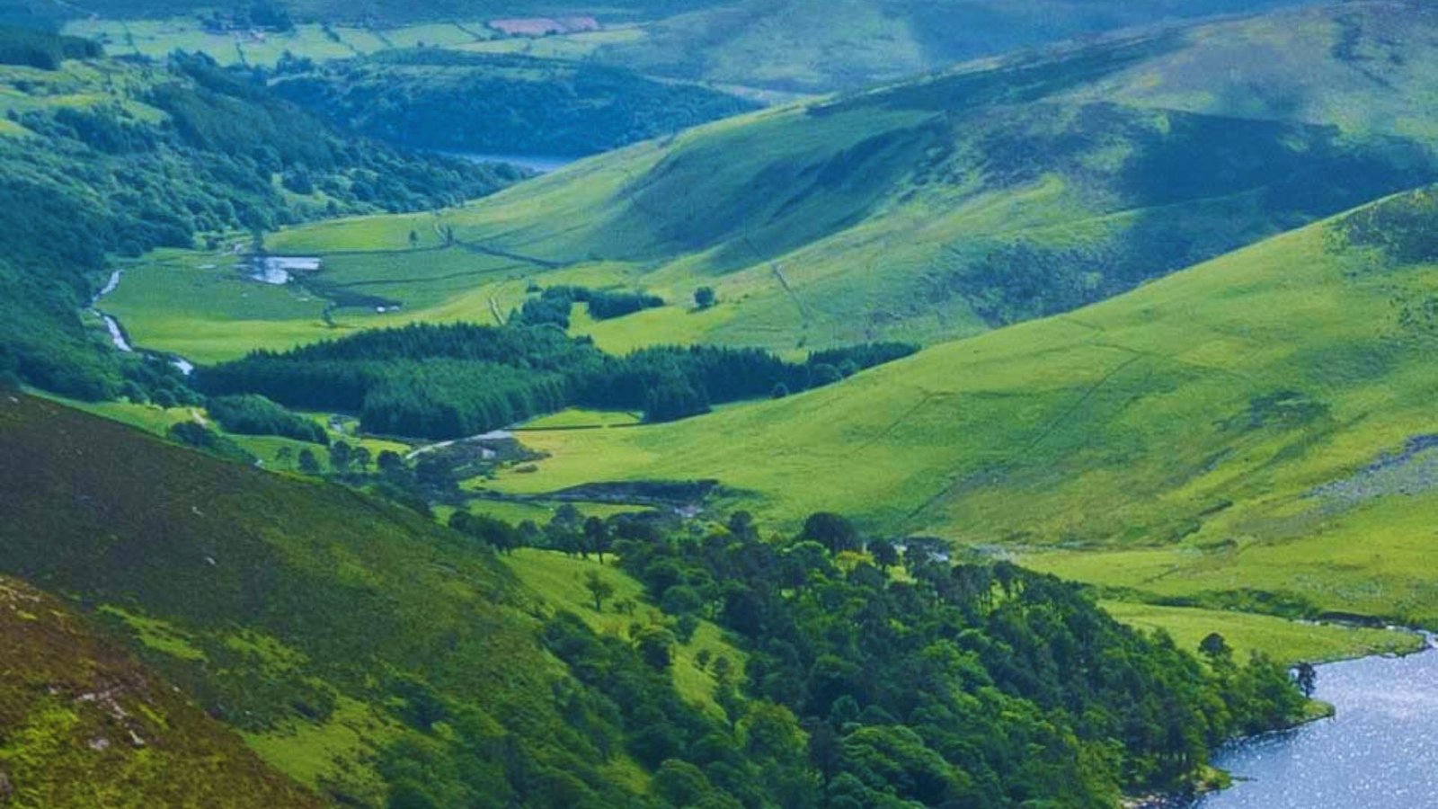 Wicklow Mountains National Park: Hiking, Parking, Useful Info