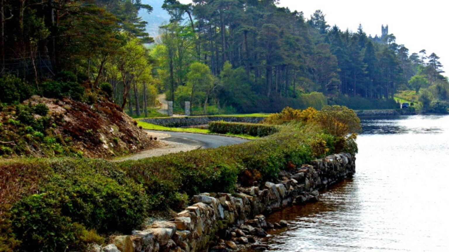 Glenveagh National Park & Castle: Walks + Maps, Castle Tour