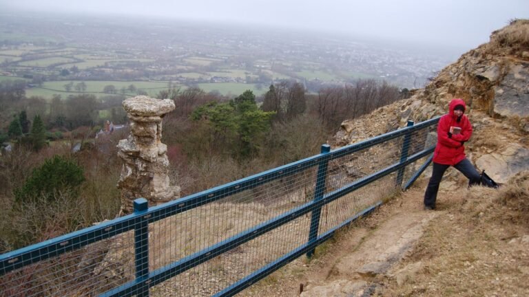 The Devil's Chimney Sligo: Walk, Parking & Useful Info